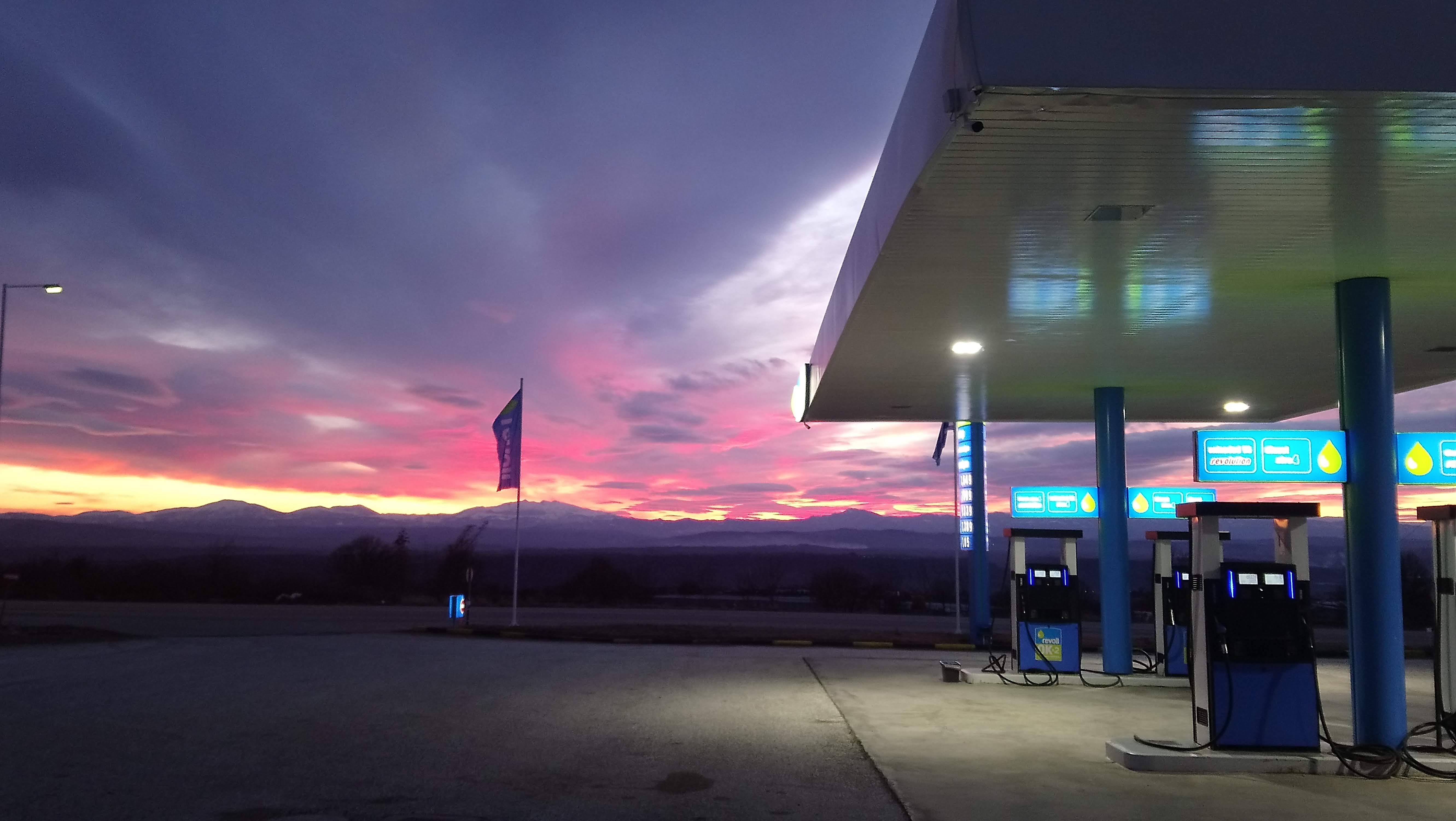 Βενζινάδικο Revoil "ΑΦΟΙ ΜΠΟΥΡΤΖΟΥ ΟΕ" | FuelDaddy
